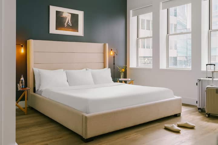 Deluxe 2 Bed Apt, 2 Kings, 3 Bath, Sofa Bed - Fidi - Brooklyn, NY