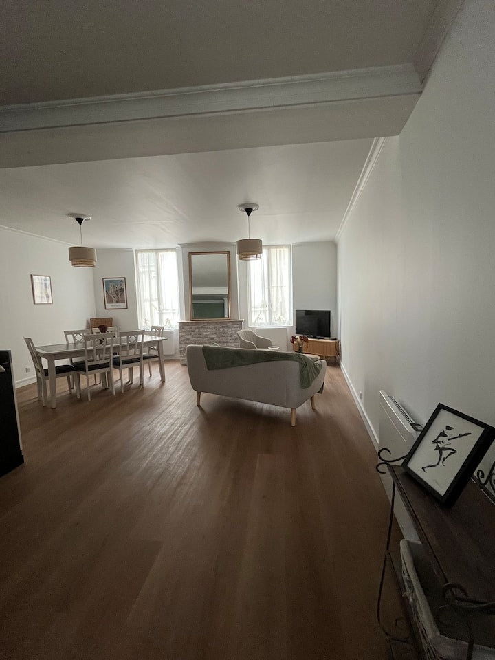 Appartement De Charme - Hyper Centre De Bourges - Bourges