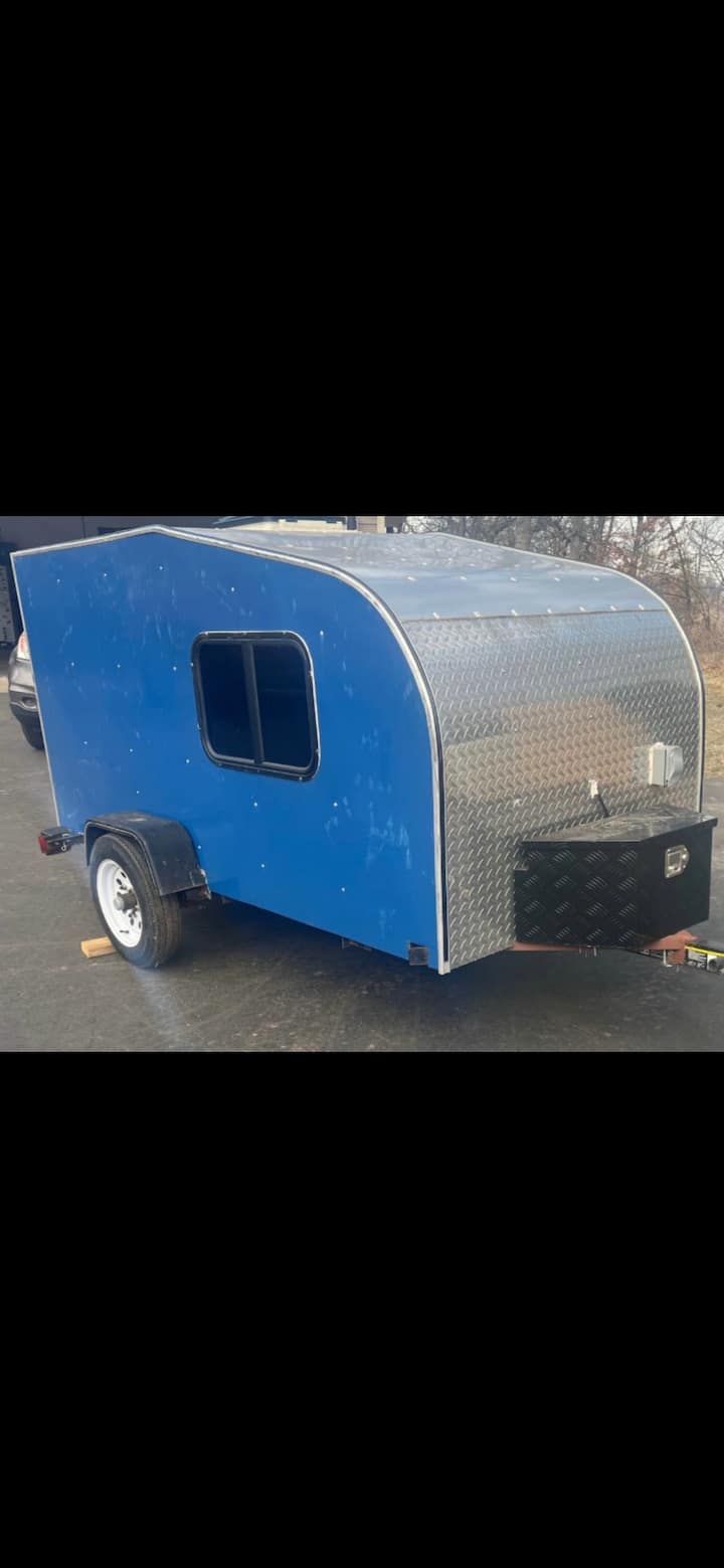 No Frills Bed For 2. Five Minutes From Baxter. - Brainerd, MN