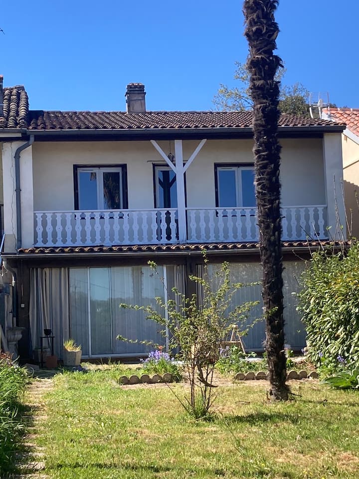 Maison Calme Centre D’auch Véranda Terrasse 3ch 5p - Auch