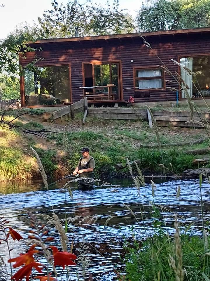Cabaña Borde Río Llau - Llau, 2.5 Km. A Villarrica - Los Ríos