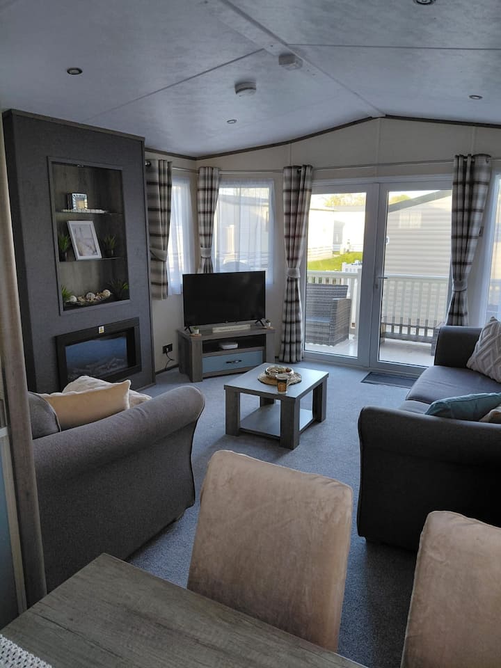 South Devonshire Getaway; Activity Passes Included - Torquay, UK