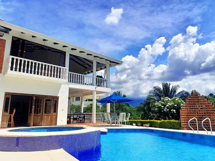 La Mesa Via Anapoima, Piscina, Jacuzzi, Wifi, Bbq - Anapoima