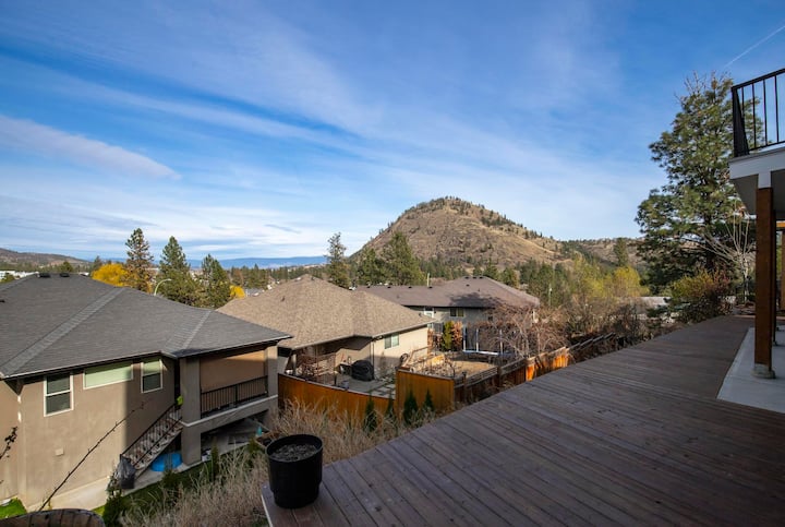Modern 2br/2ba W/ Ac | Shaded Deck Near Wineries - West Kelowna