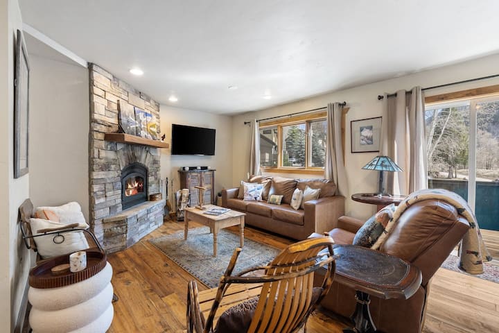 Vail Townhome | Hot Tub, Trails, Fireplace - Vail, CO