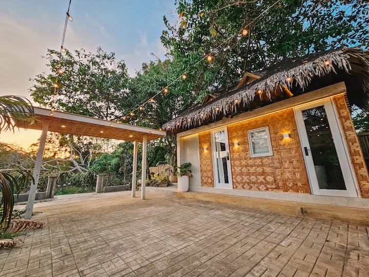 Loft Cottage At A Dragon Fruit Farm - Philippines