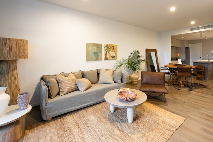 Byron Social | Luxury Byron Apartment +Pool - Byron Bay