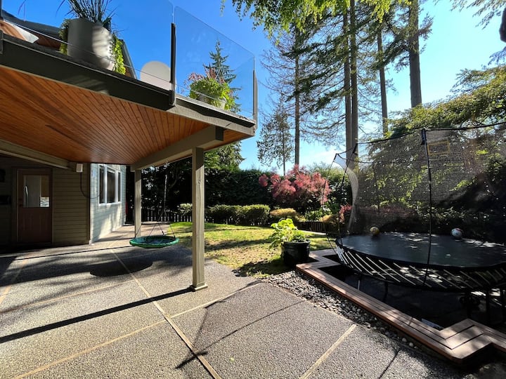 Mountain & City: Private North Shore Suite - Grouse Mountain
