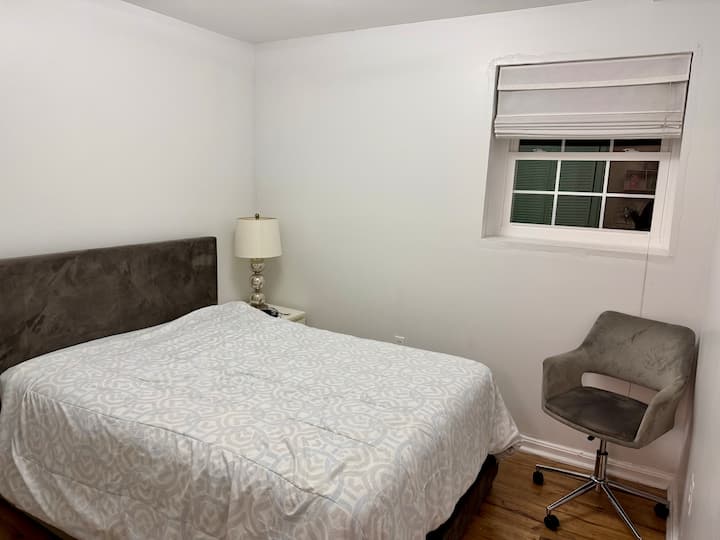 Cozy Private Basement Apartment–separate Entrance - Woodbridge, VA
