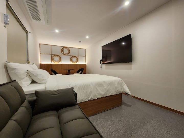 오산 Air Base 정문60초 로얄시티룸 - 서정동