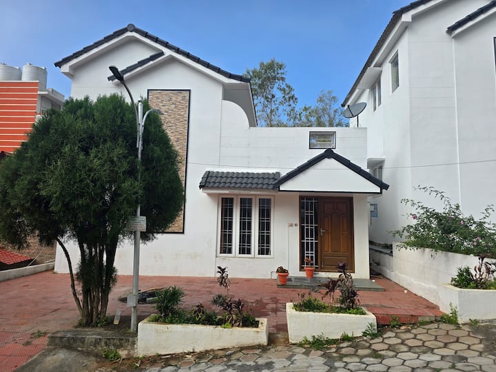 Sixer Cottage - Yercaud