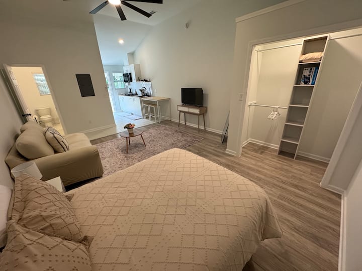 Hermoso Estudio Privado Completamente Nuevo - Duluth, GA