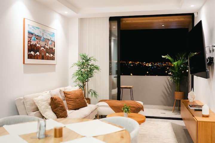 Departamento De Lujo Con Vista 360° | ÚLtimo Piso - Cuenca