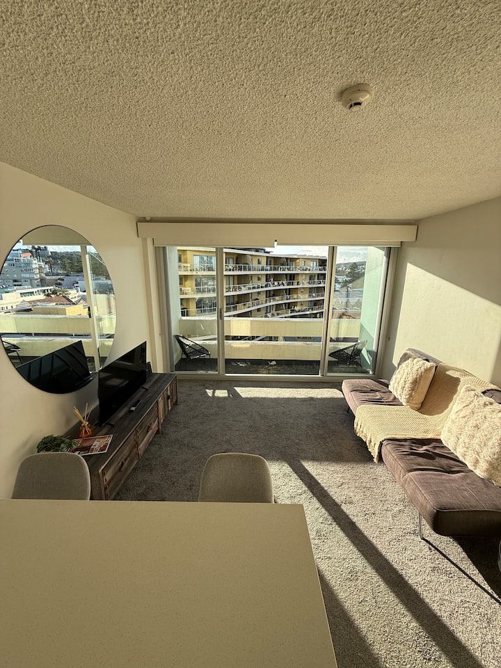 Manly Beach Boathouse 1 Bdr Split Level Apartment - Manly