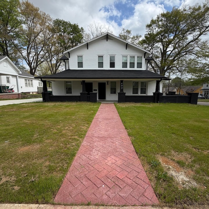 Historical Apartment #2 - Sleeps 4-8 In Tupelo - Tupelo, MS
