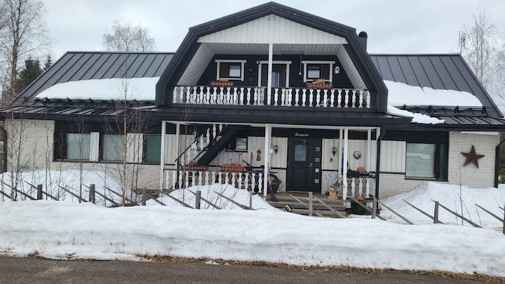 Yläkerran Huoneisto Kolarissa 120m2
Vuokrattavissa - Kolari