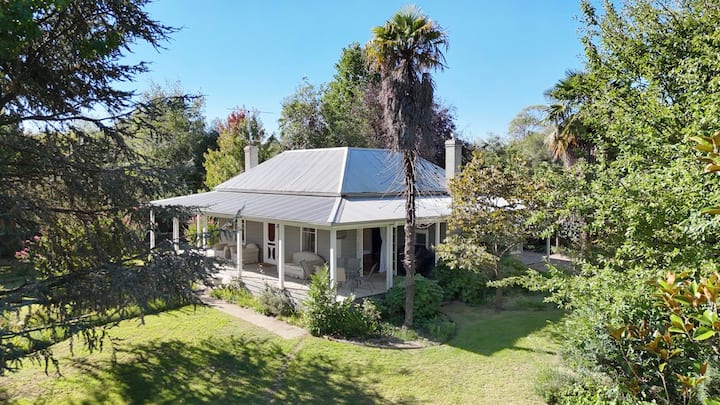 Marianna's Lakeside Cottage - Beechworth