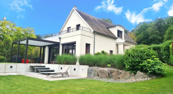 Panoramic Vineyard Retreat - Guebwiller