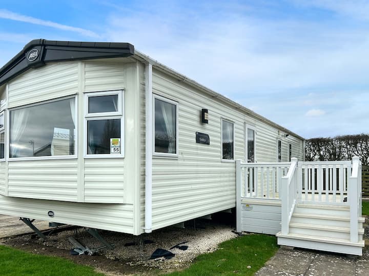 A55 - Uk51587 - Flamingo Land Resort