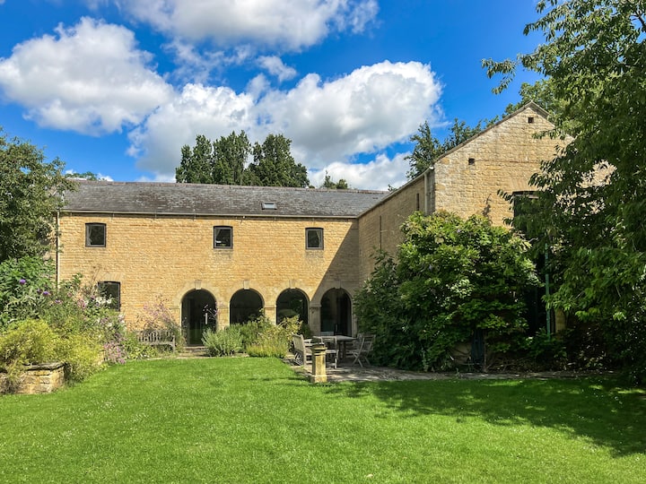 The Barn - Uk51594 - Tallington Lakes Leisure Park