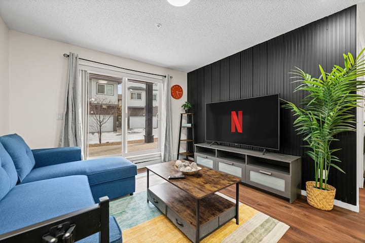 2bhk Apartment With Free Parking - Edmonton