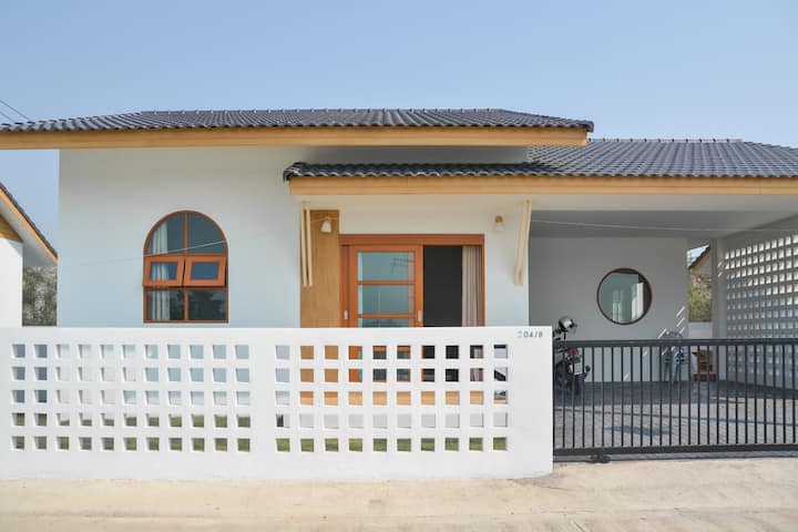 Ally Home - San Kamphaeng