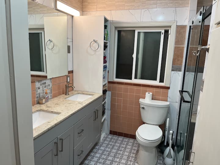 Spacious Home In Pittsburg - Pittsburg, CA