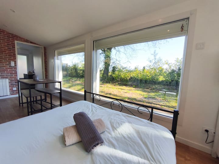 Vue Sur Pré- Studio Intime Pour 2 Personnes - Cholet