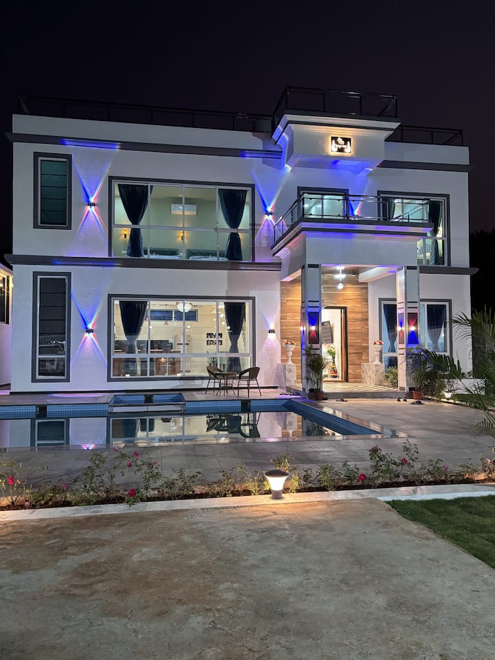 Yadnya Villa - Karjat