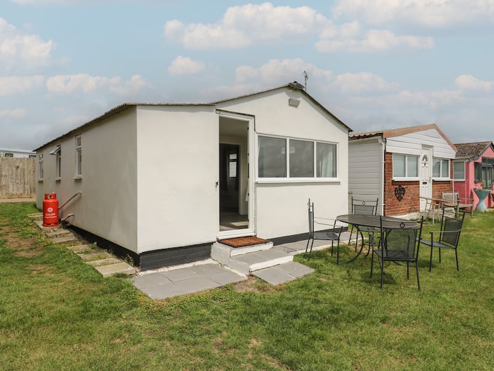 Watersmeet - 85 @ Park Avenue Holiday Village - Whitstable