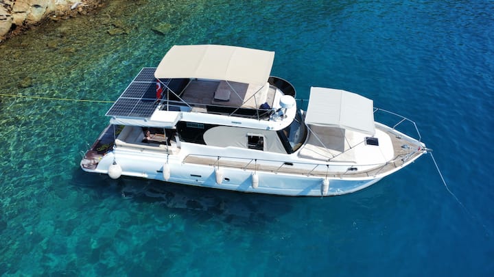 Göcek Koylarında Tekne Tatili - Göcek