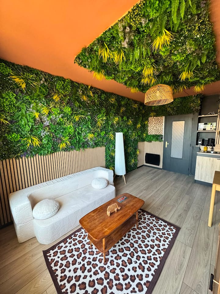 Mango Jungle  T2 Jungle Au Cœur De Grenoble - Grenoble