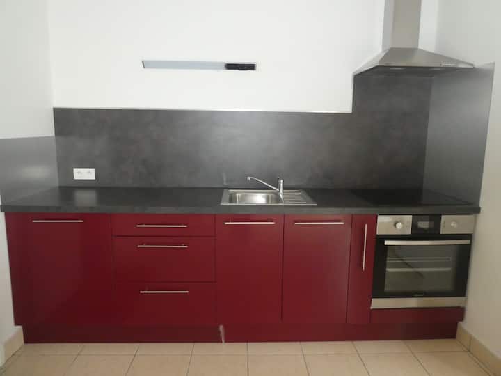 Logement Lumineux Et Fonctionnel. - Clisson