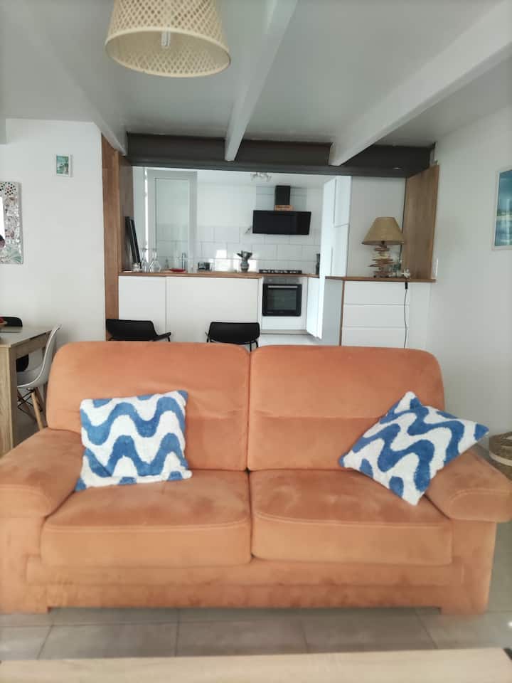 Bonjour,
Maison Centre Ville De Concarneau. - Concarneau