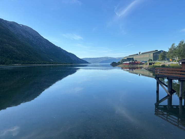 Historisk Enebolig Ved Vannet I Sjøgataområde - Mosjøen