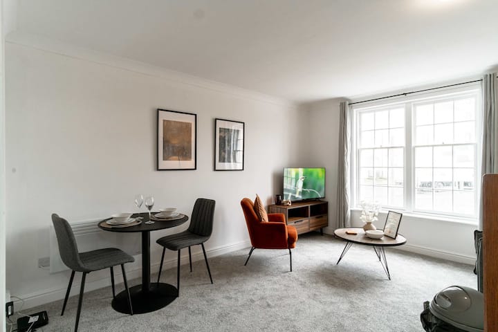 Bright 1 Bed Whitehaven Apartment - Harbour Views - Saint Bees