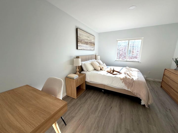 Walk To Kettering|gated & Secure|gym + Parking - Dayton