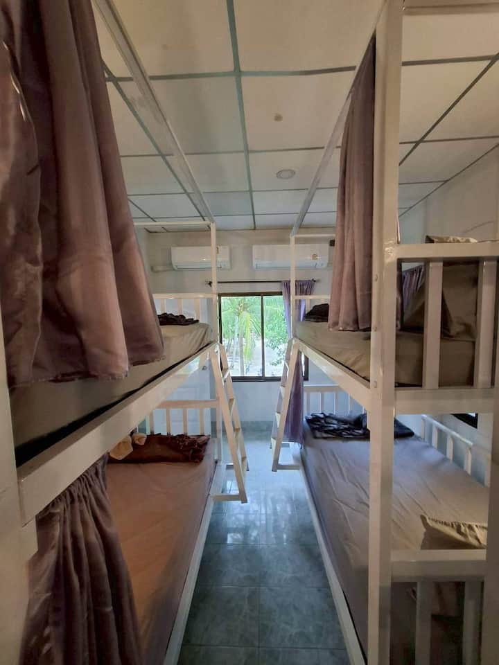 Laemklong Hostel - Koh Tao