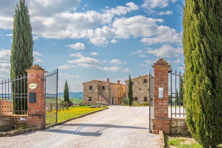 Panoramic Tuscan Retreat | 360view & Infinity Pool - Italia