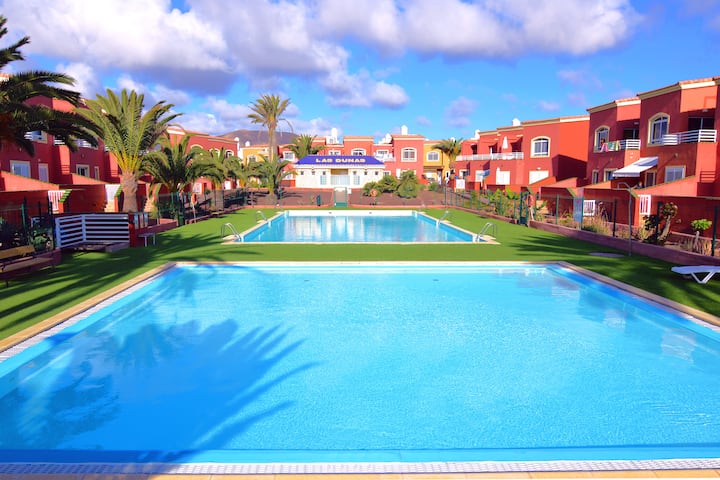 Kalmahouse, Con Piscina Y Wifi Cerca Del Mar - Corralejo