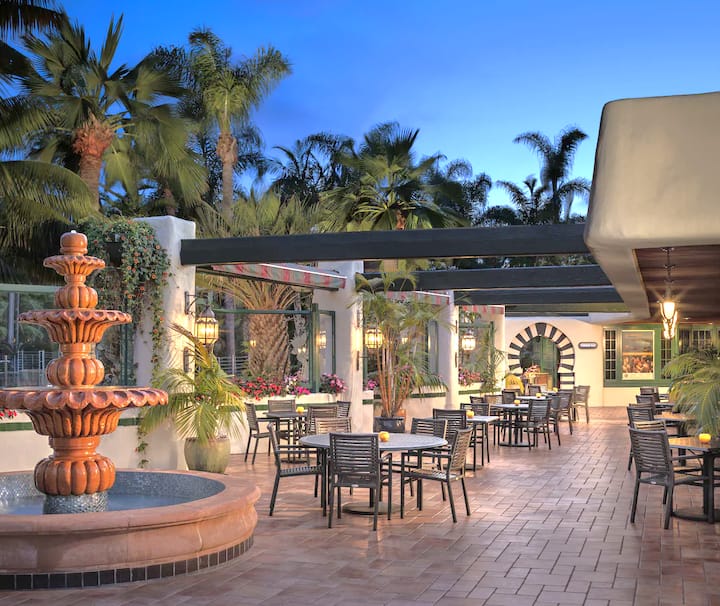 Relaxing Resort Suite | 2 Queen Beds - San Diego, CA