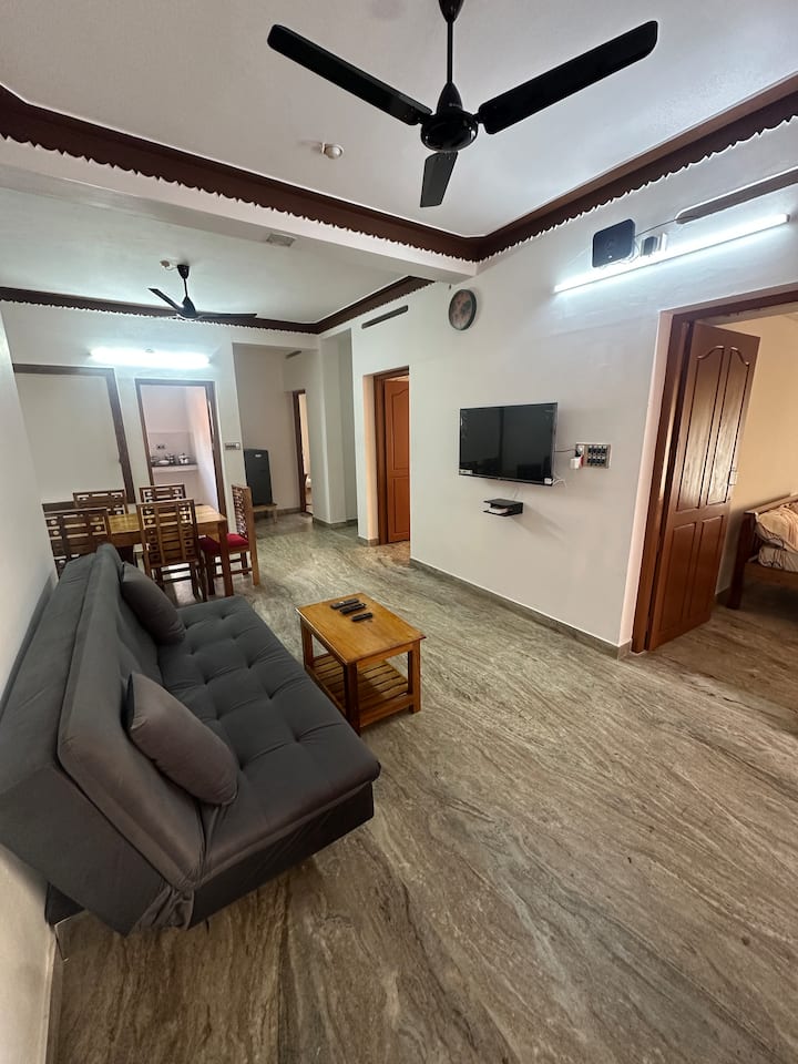 Sleeps 14 | 5br Combo Stay (F2 + G2), 2 Apartments - Thiruvananthapuram