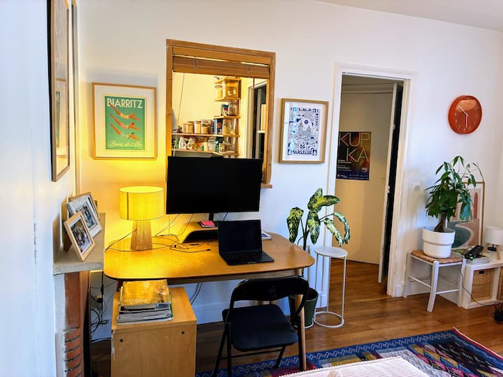 Design Flat In The Trendy District Of Batignolles - Paris 17e Arrondissement