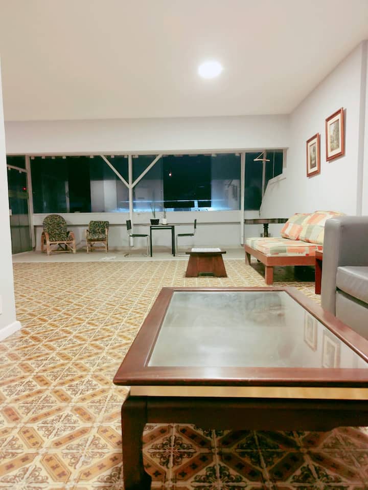 Incrível Apto á 100 Mts Da Praia - Copacabana