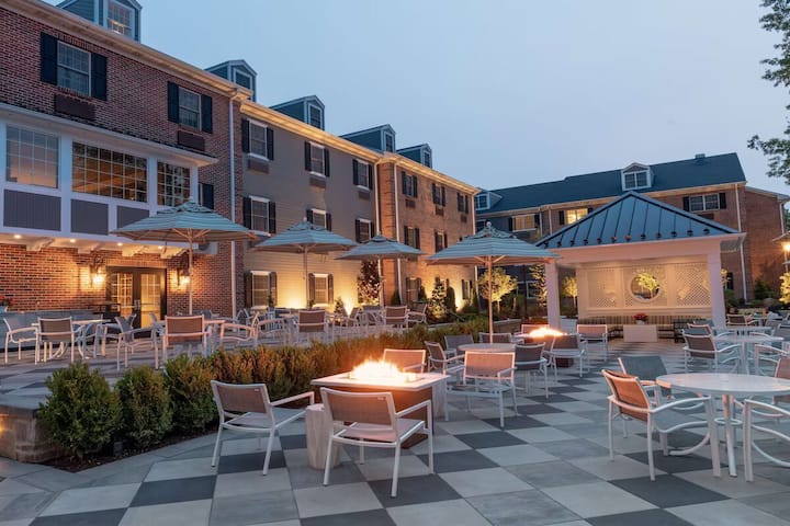 Bucknell Univ 2 Queen Room W/ Breakfast & Gym - Lewisburg, PA