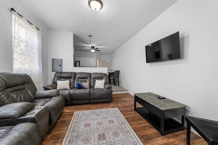 Boutique Suites 2br Retreat 15 Min To Nyc - West New York, NJ