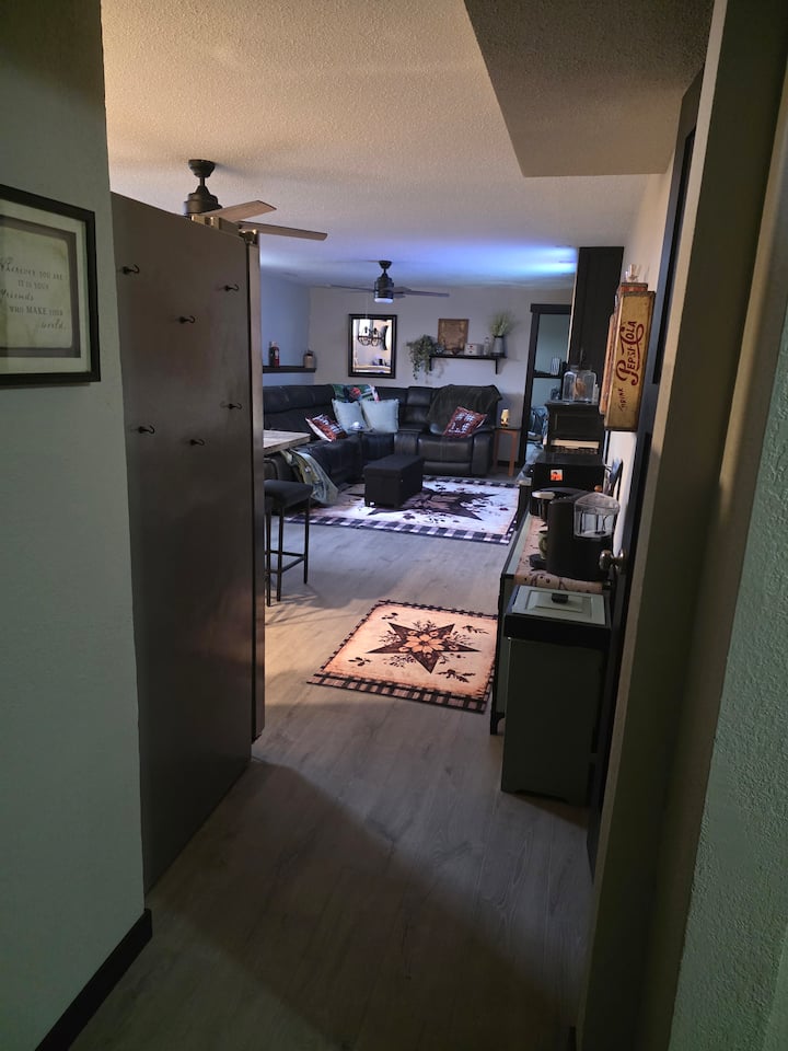 Country Spa Retreat In Town - Bismarck, ND