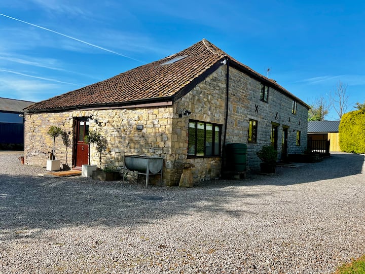 The Rooms At Lower Farm. The Granary Room 1. - Taunton