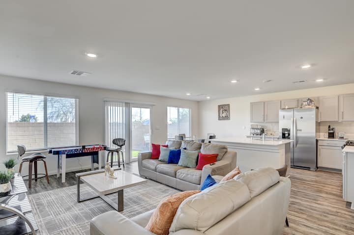 Family-friendly Plenty Of Space Kidready Amenities - North Las Vegas, NV