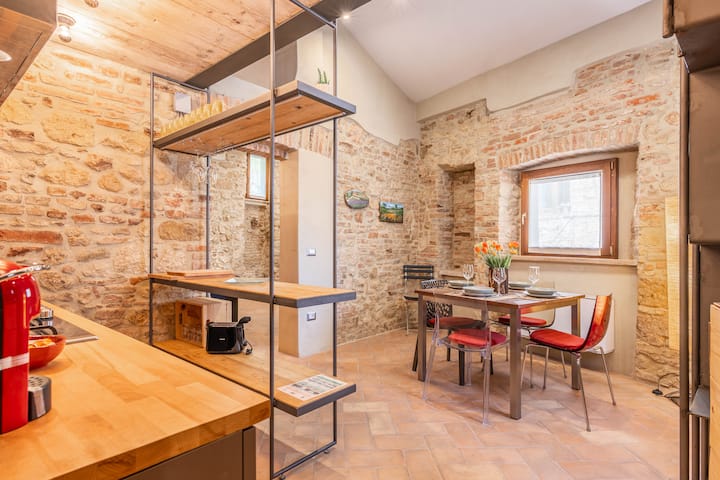 La Civetta Luxury Apartment In Center - Montepulciano